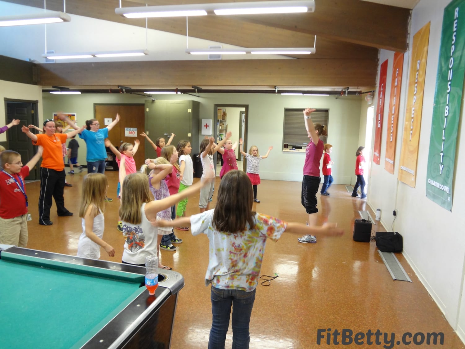 8 Tips for an Awesome Zumba Class • The Fit Cookie